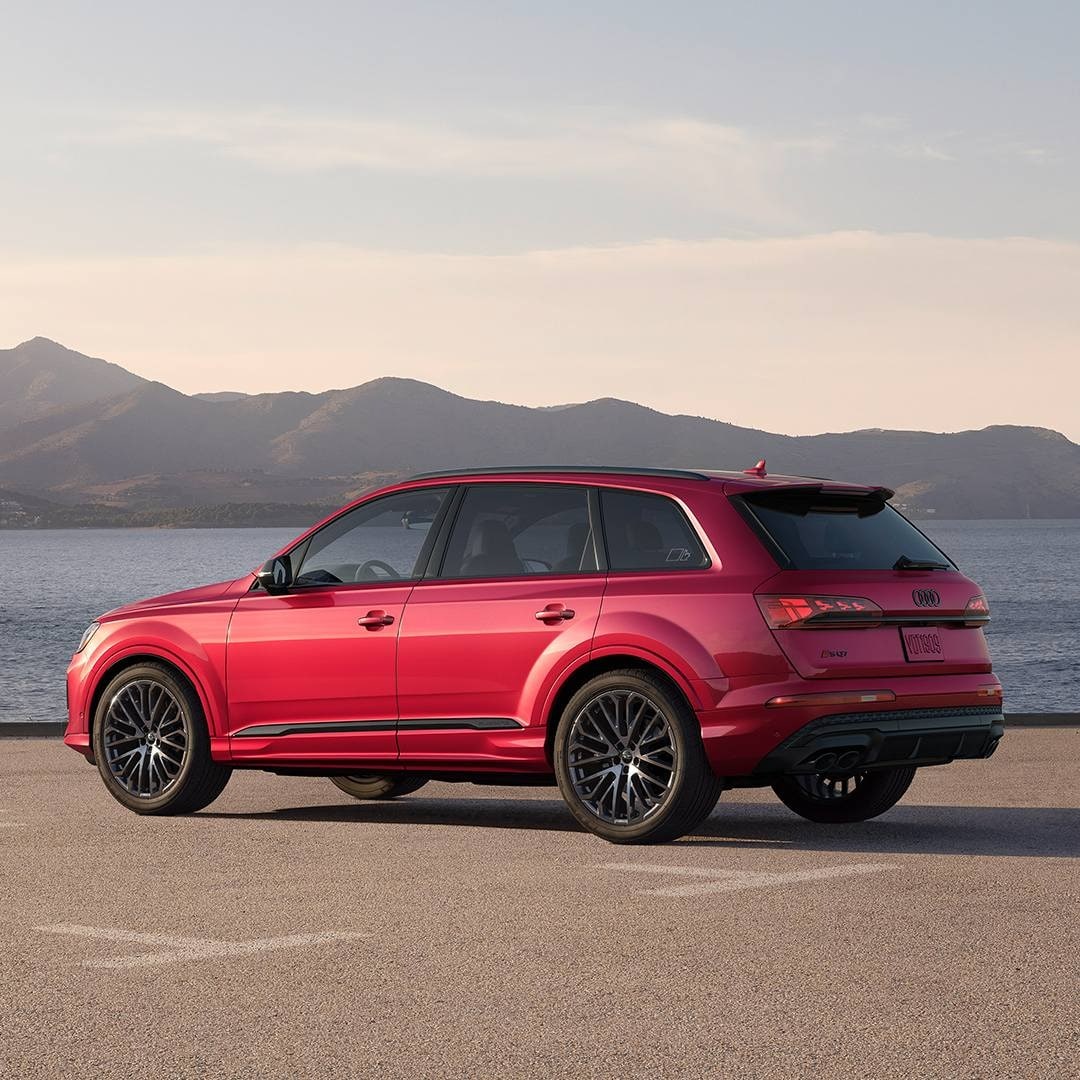 Distinction and national pride with the Maple Leaf Edition - Available exclusively for the 2025 ...