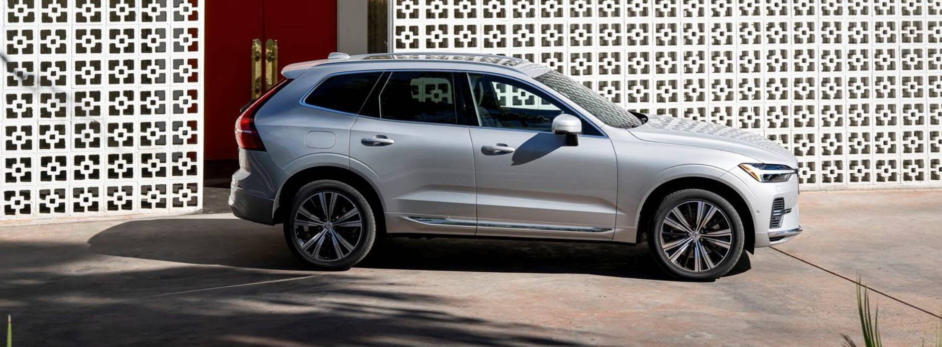 2023 Volvo XC60 | Fields Volvo Cars Northfield