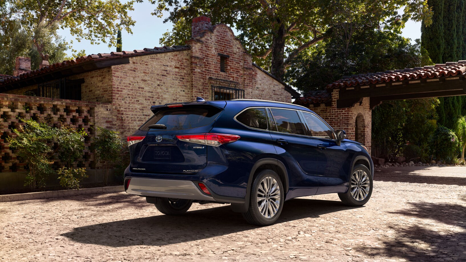 2023 Toyota Highlander Hybrid | Phil Long Toyota - Trinidad