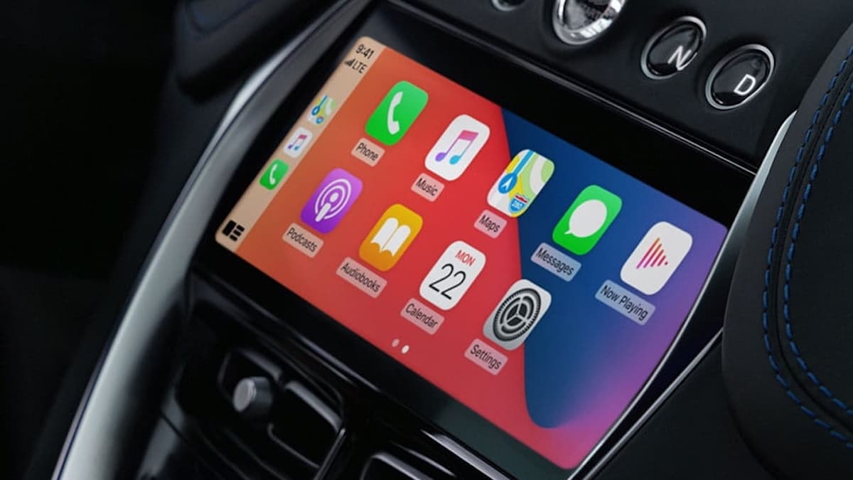 Aston Martin Apple CarPlay: Compatible Models & Setup Guide | Aston ...