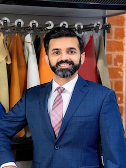 Meet Our Team | Aston Martin Summit