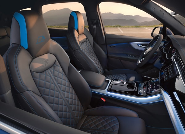 Distinction and national pride with the Maple Leaf Edition - Available ...