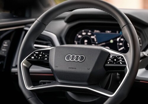 Audi Q4 e-tron Overview | Audi Freehold