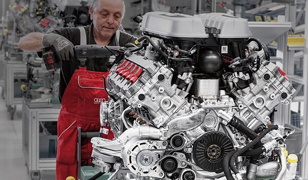 2018 R8 RWS | Audi Queens