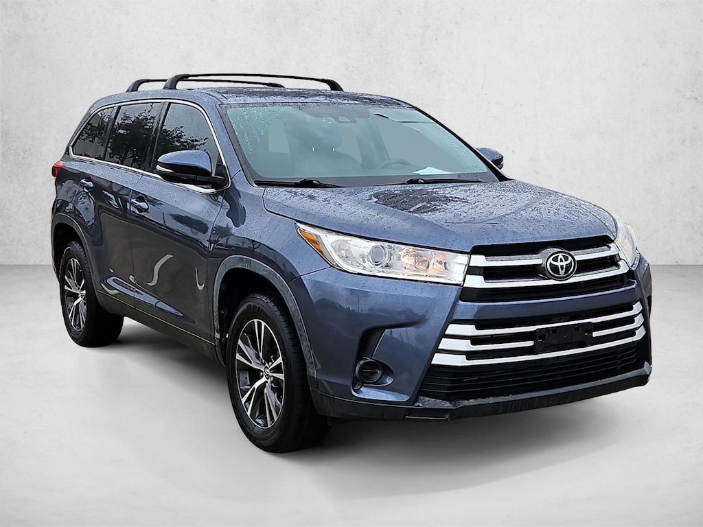 2019 Toyota Highlander LE I4 For Sale | Houston TX