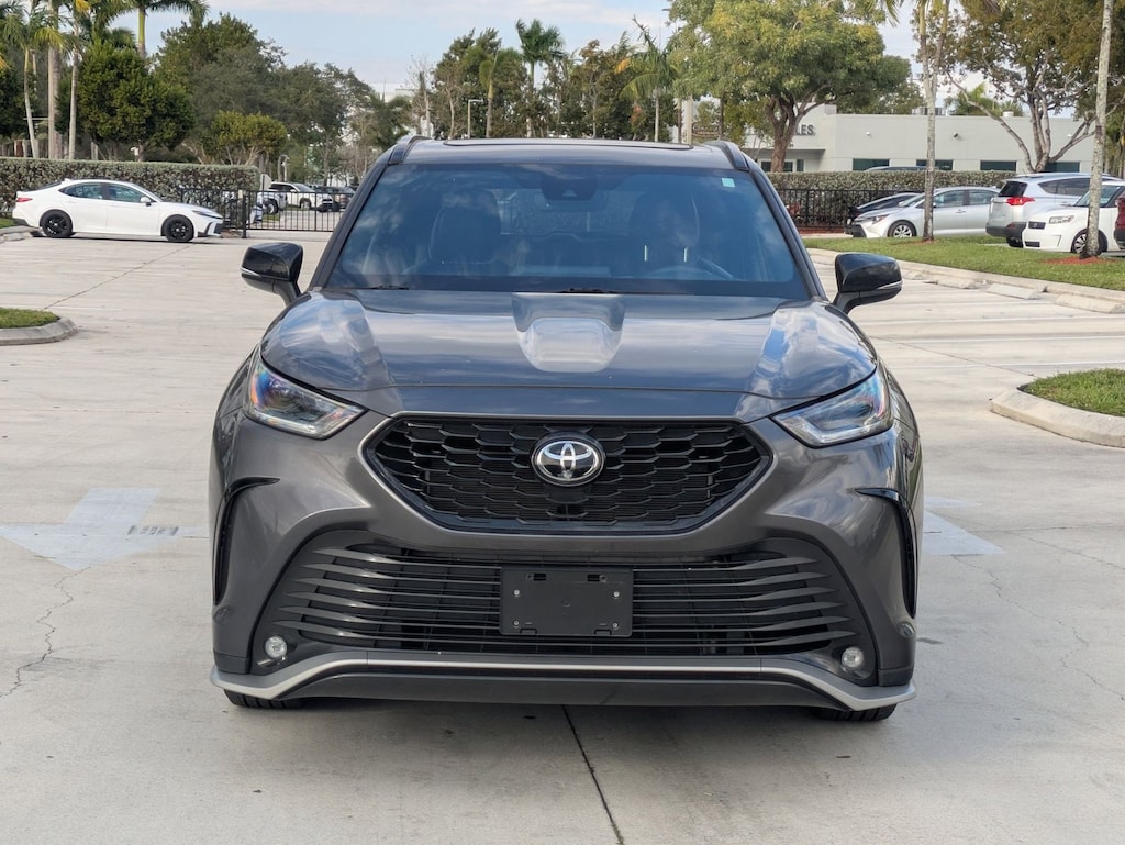 Used 2022 Toyota Highlander For Sale at AutoNation Toyota Weston | VIN ...