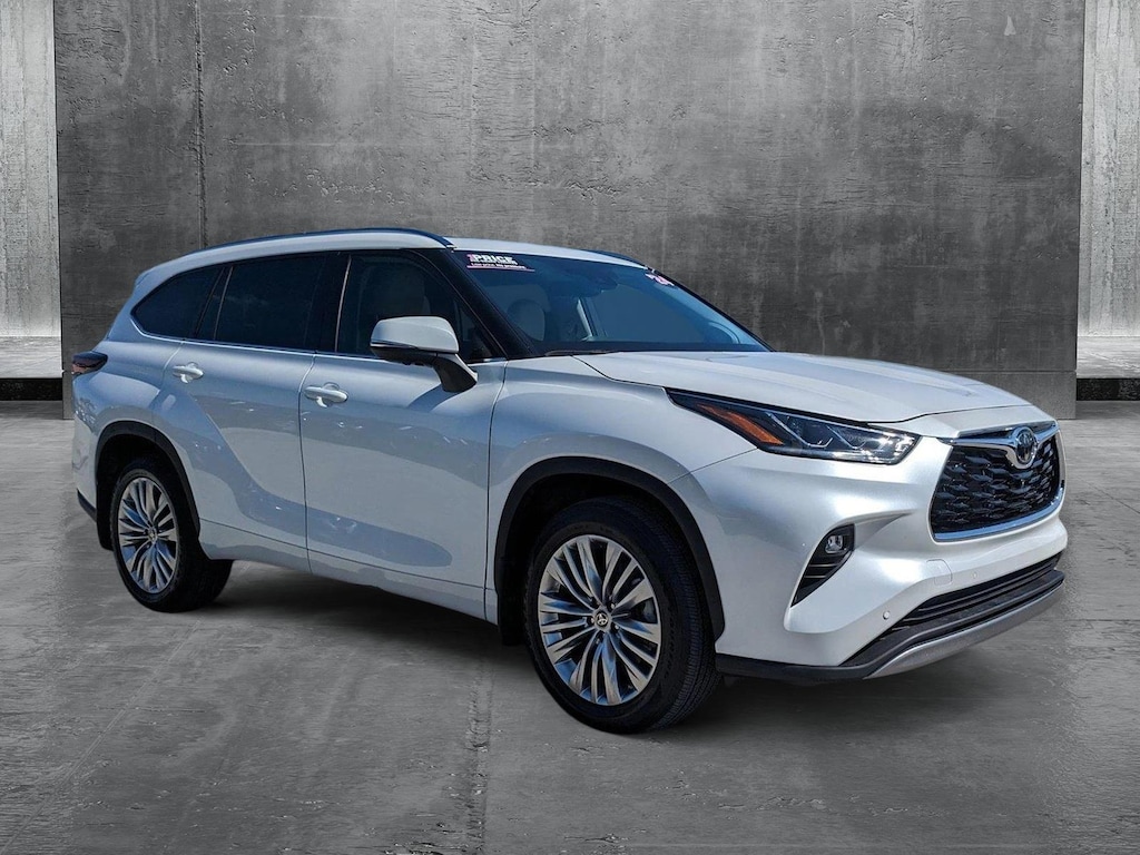 Used 2024 Toyota Highlander For Sale at Mercedes-Benz of Orlando | VIN ...