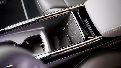 Vw wireless phone charger store