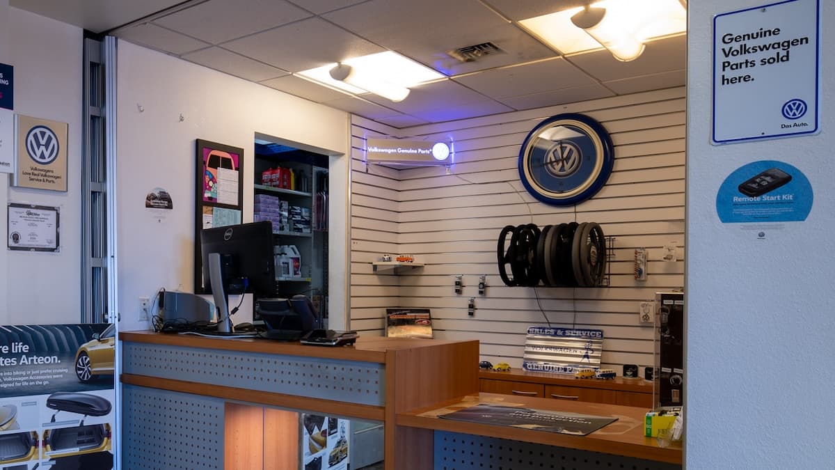 Vw main dealer parts store