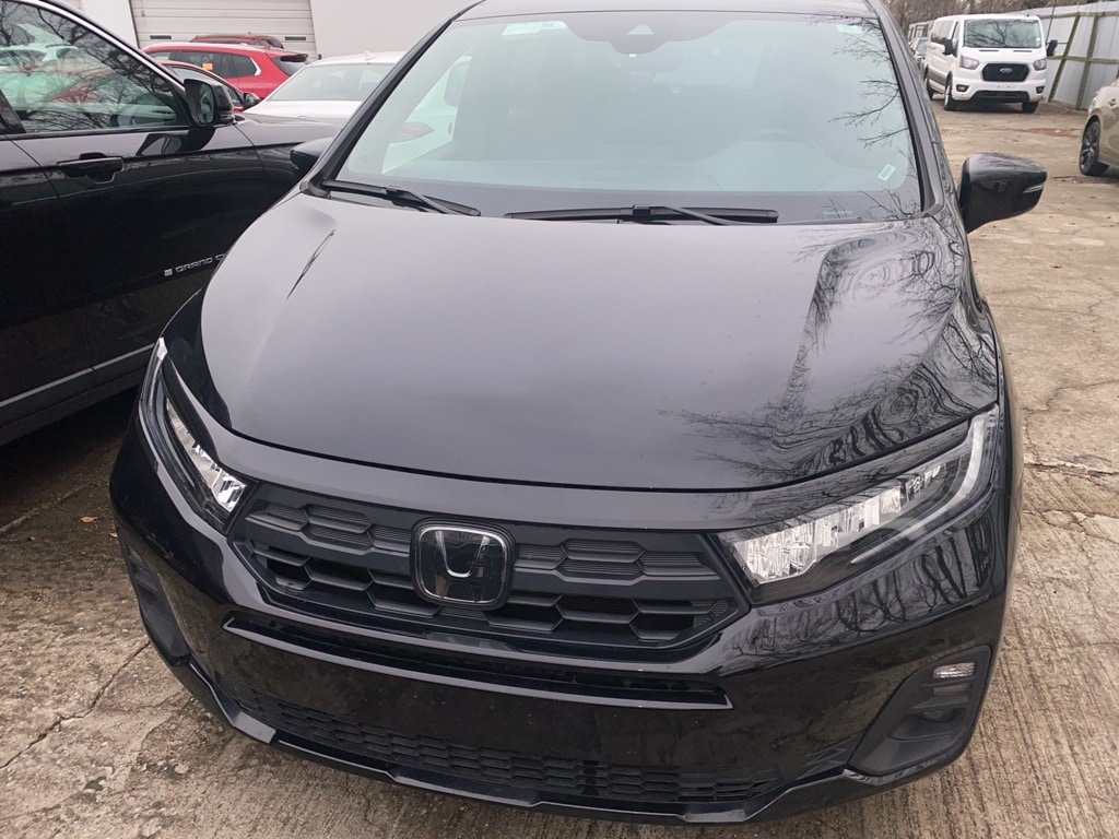 Used 2025 Honda Odyssey For Sale at AVIS Car Sales | VIN: 5FNRL6H72SB034402