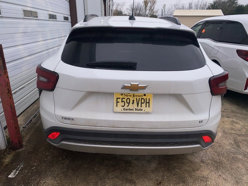Used 2025 Chevrolet Trax For Sale at AVIS Car Sales | VIN ...