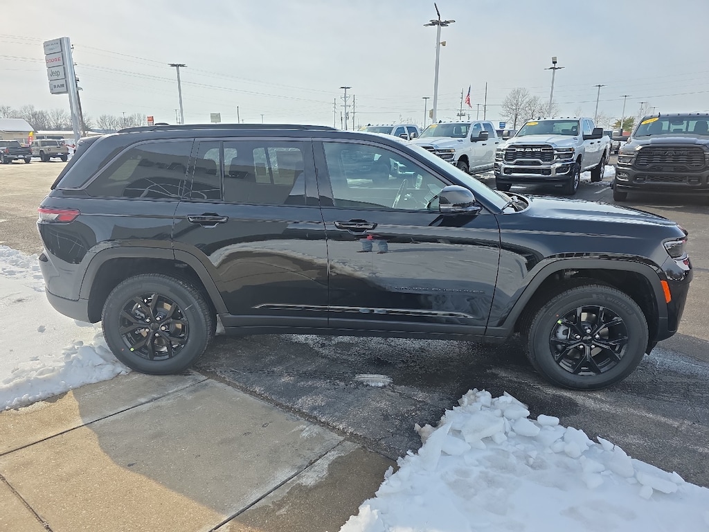 New 2026 Jeep Grand Cherokee Laredo For Sale | West Plains MO