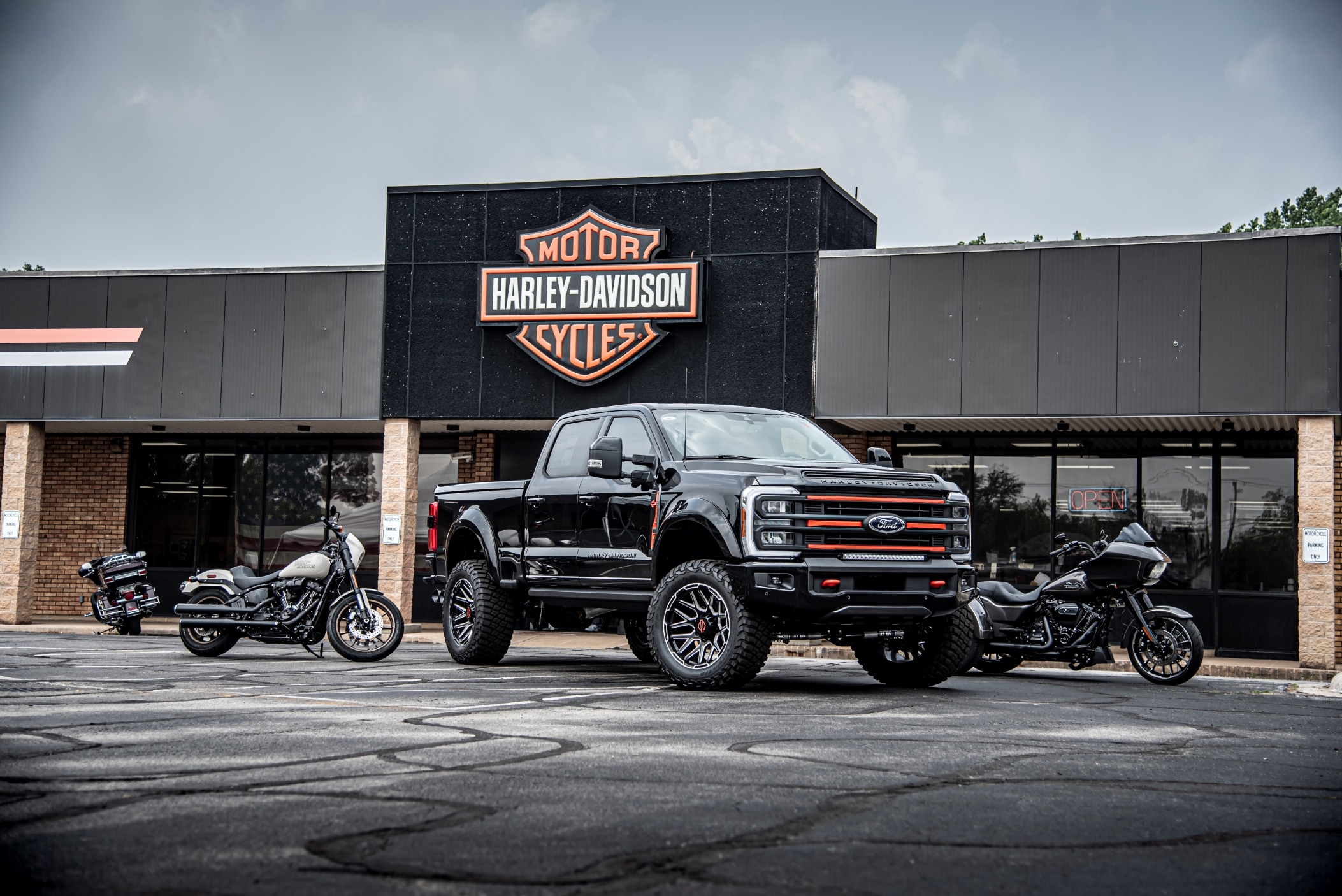 Big Valley Ford Performance Trucks & SUVs