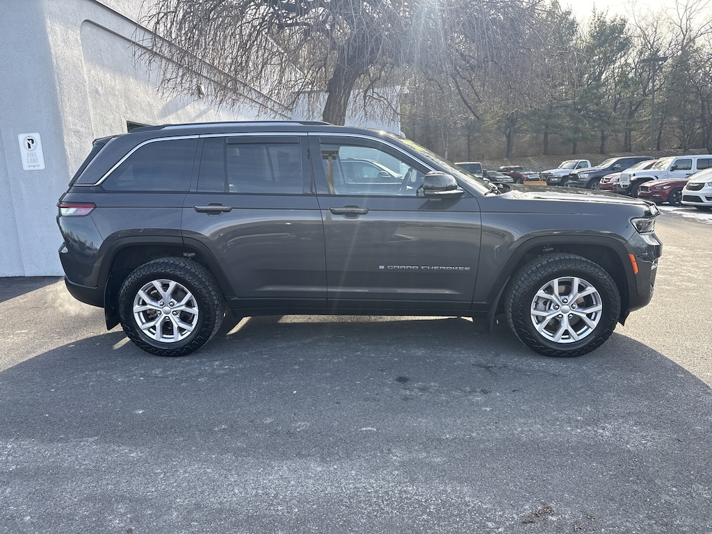 Used 2022 Jeep Grand Cherokee For Sale at Blaise Alexander Family ...
