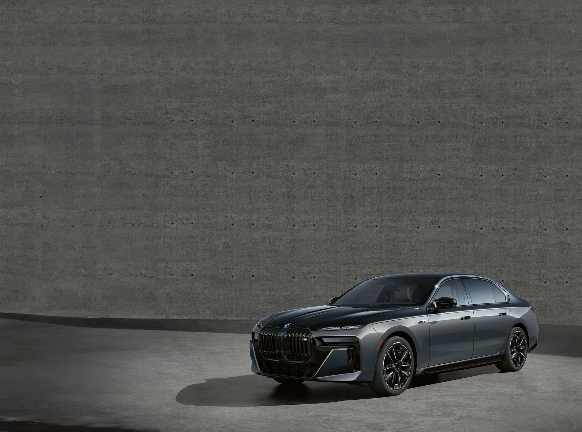 New BMW i7 Columbus, GA Electric Dealership