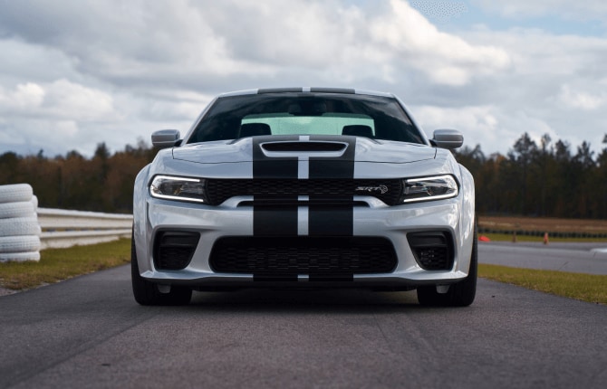 Dodge Charger SRT Hellcat Redeye Red Key Vs. Black Key Differences ...