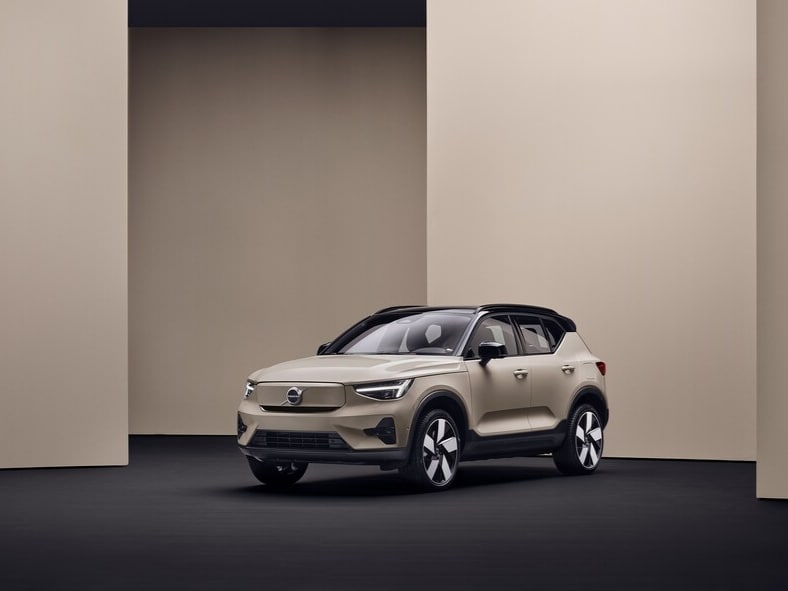 Compare Volvo Electric Cars | EX30, EX40, EC40 & EX90 | Borton Volvo Cars