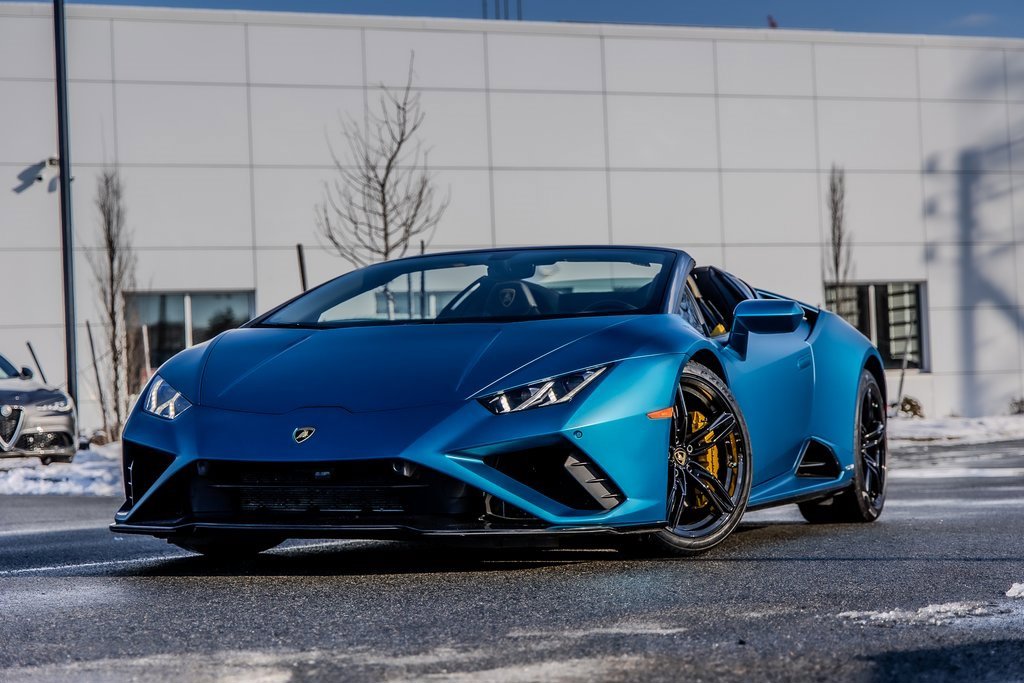 Lamborghini Huracan Blue