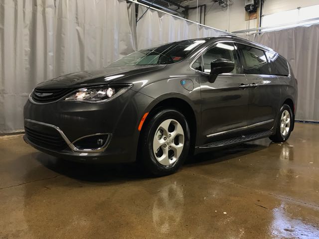 New & Used Car Dealerships Leduc, AB | Leduc Chrysler