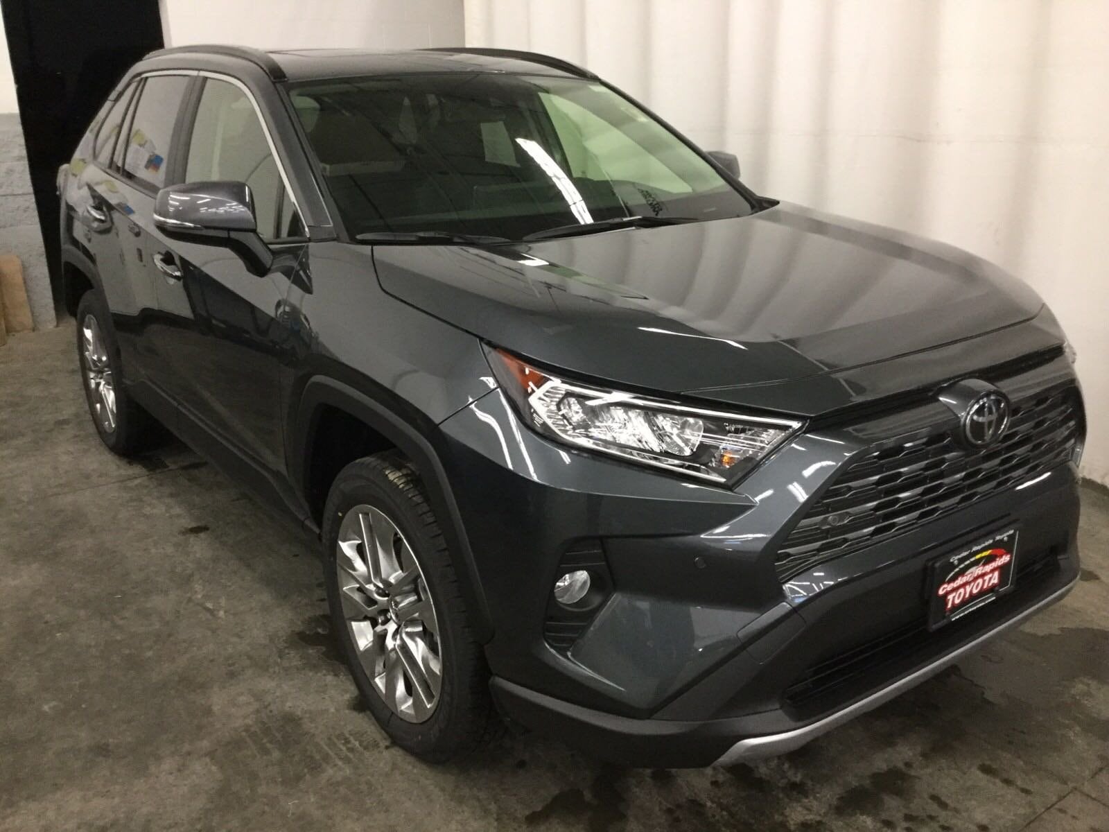 New Toyota & Used Car Dealer in Hiawatha, IA - Cedar Rapids Toyota