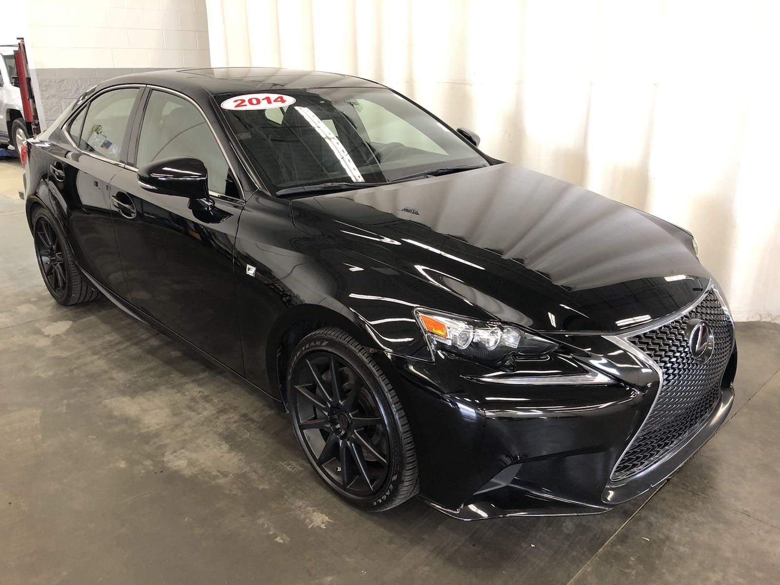 New Toyota & Used Car Dealer in Hiawatha, IA - Cedar Rapids Toyota