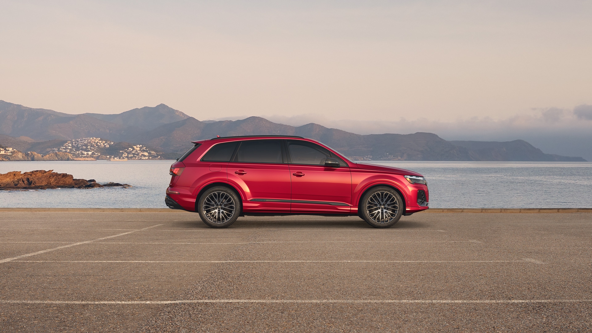 What's New With the 2025 Audi Q7 and SQ7