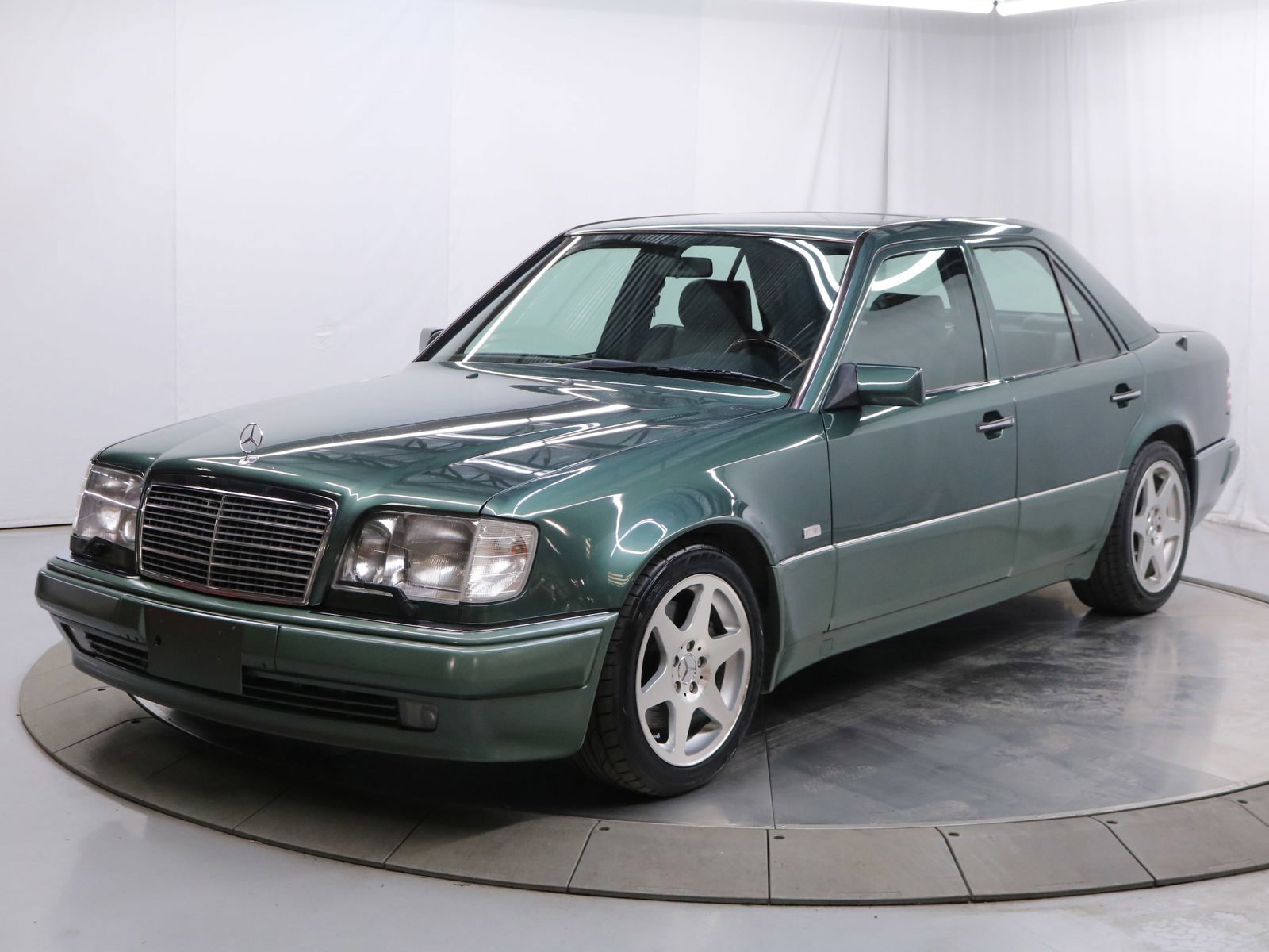 Used 1994 Mercedes-Benz E500 For Sale at Duncan Imports and Classic ...