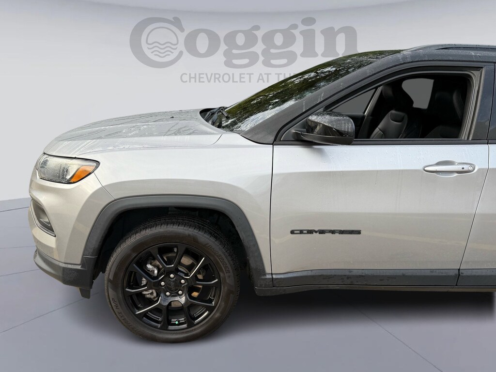 Used 2022 Jeep Compass For Sale at Coggin Chevrolet at the Avenues ...