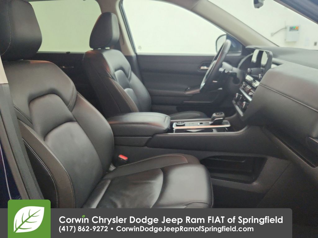 Used 2025 Nissan Pathfinder For Sale at Corwin Automotive Group | VIN ...