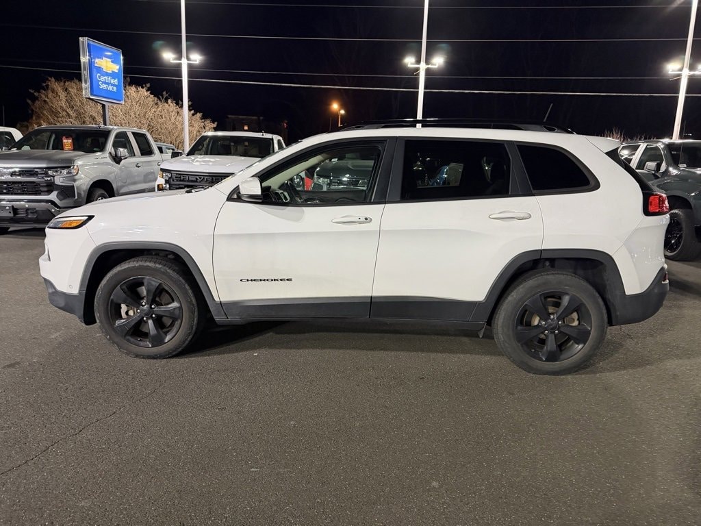 Used 2018 Jeep Cherokee For Sale at Country Chevrolet Inc. | VIN ...