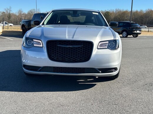 New Chrysler 300 Van For Sale in Jackson, GA | Countryside CDJR of Jackson