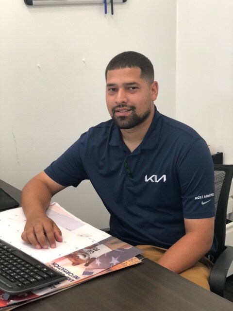 Meet Our Staff | Meet the Courtesy Kia Team in Tampa, FL