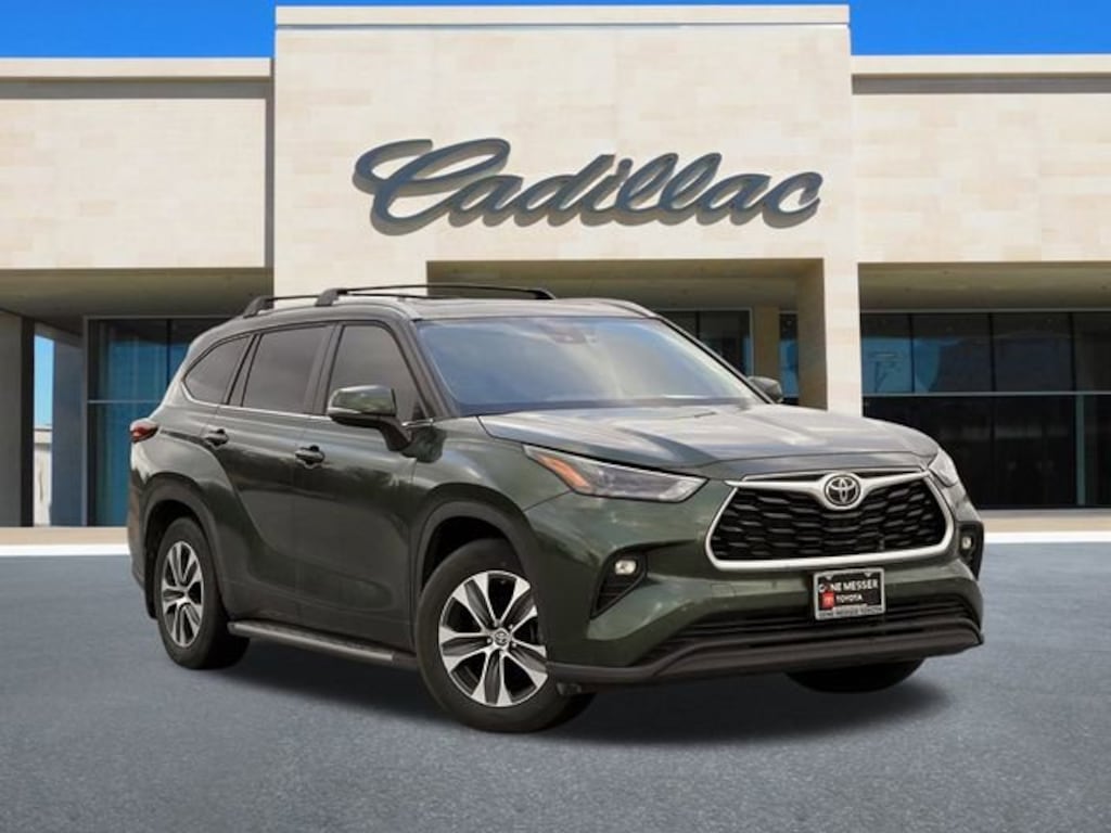 Used 2024 Toyota Highlander For Sale at Crest Cadillac | VIN ...