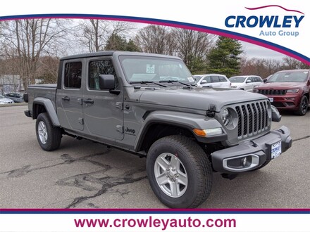 New and Used Chrysler, Dodge, Jeep, Ram Dealer | Bristol, CT