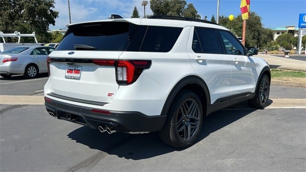 New 2025 Ford Explorer For Sale at Crown Motors | VIN: 1FMWK8GC2SGC60019