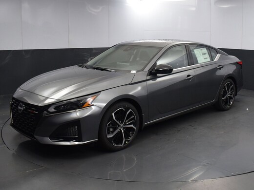 Nissan Altima Coupe 2022 Grey