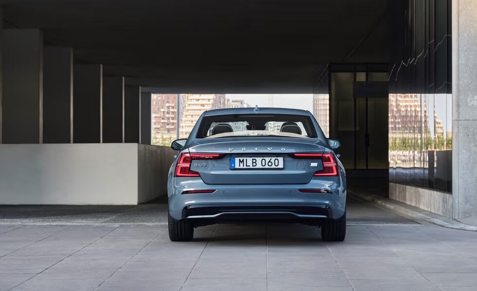 2025 Volvo S60 B5 | Beyer Volvo Cars Of Falls Church