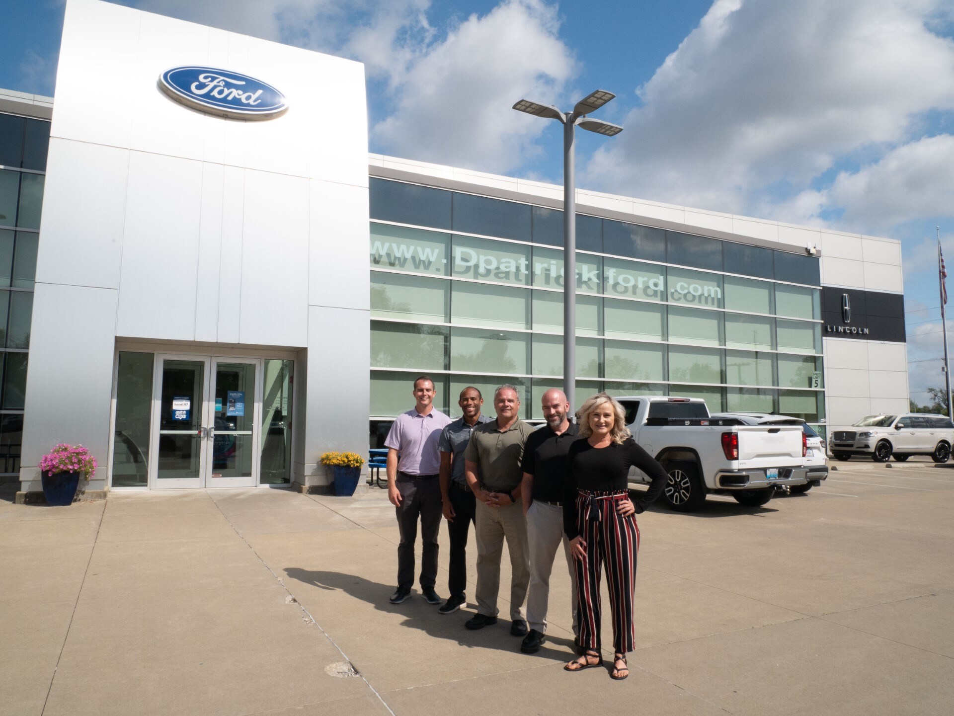 The BIG Ford Store: Ford dealer in Evansville Indiana - Ford Sales and ...