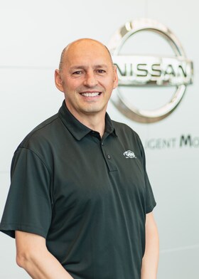 Meet Our Staff | Giles Nissan Lafayette