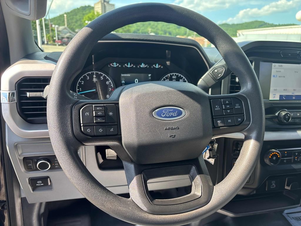2022 Ford F-150 XL | CarEdge | CarEdge