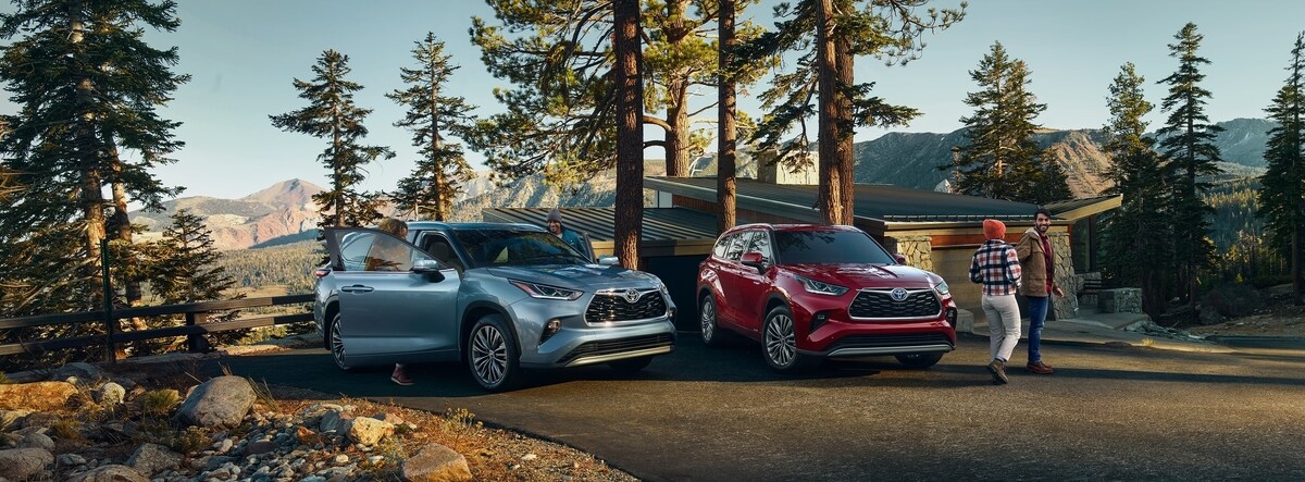 Toyota Highlander Reviews from Elgin Toyota