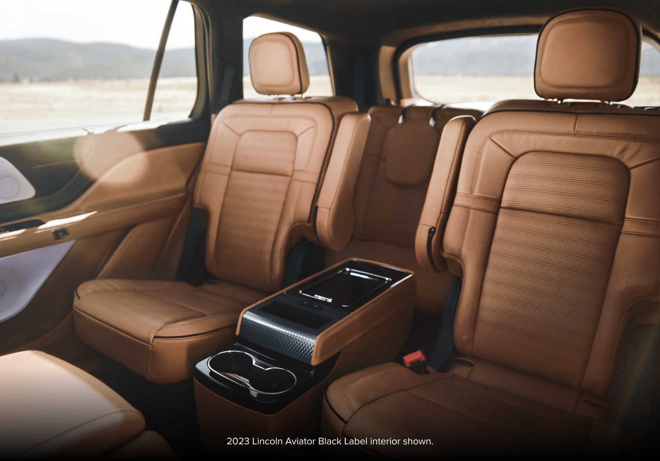 2023 Lincoln Aviator Reserve: Review, Specs, & Comparison