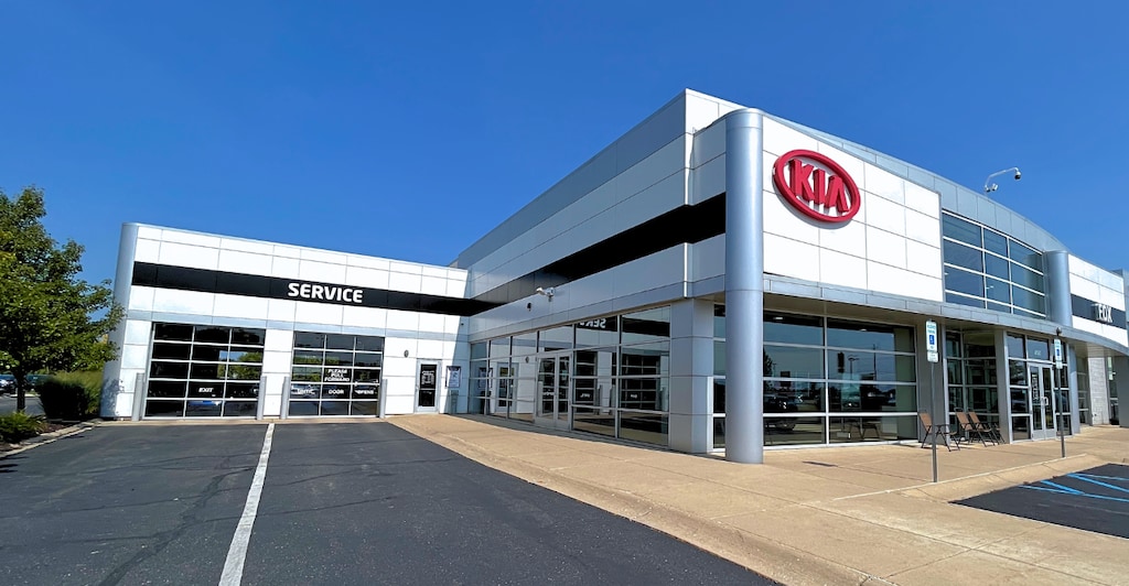 Fox Kia | New & Pre-Owned Vehicles | 28th Street SE
