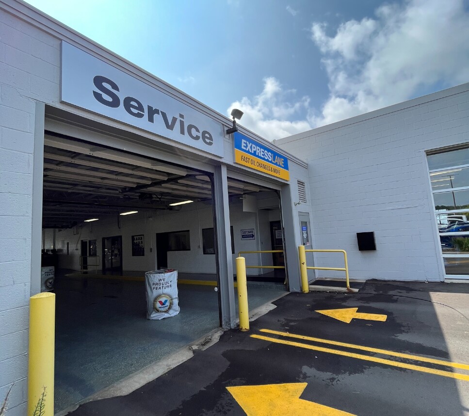 Service Center | Fox Chrysler Dodge Jeep Ram Taylor