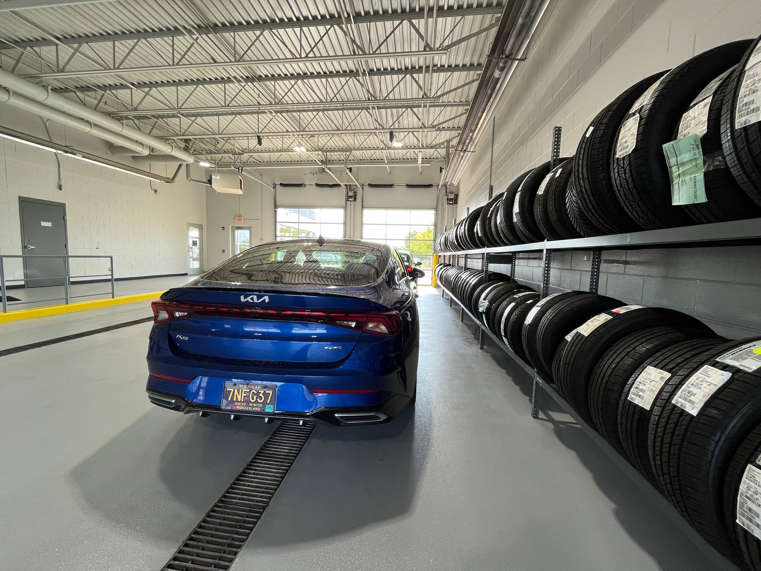 Fox Kia | New & Pre-Owned Vehicles | 28th Street SE