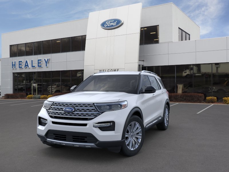 White Ford Explorer Limited 2022