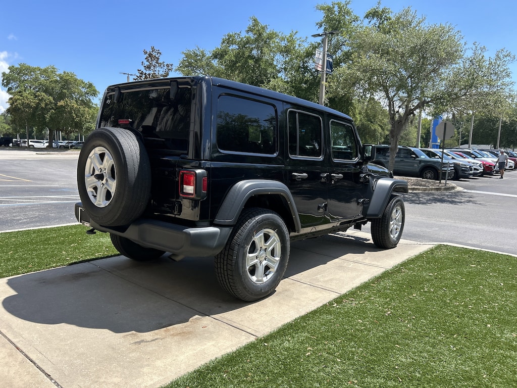 Used 2022 Jeep Wrangler For Sale at Garber Ford | VIN: 1C4HJXDG8NW200905