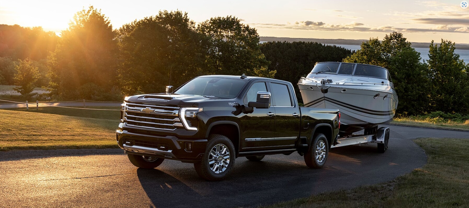 The 2024 Chevrolet Silverado 3500 | Gillman Chevrolet GMC