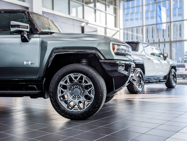 Essential Features of 2024 GMC SUVs for Modern Drivers | Glockner ...