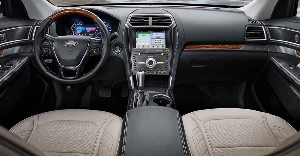 Next-gen 2019 Ford Explorer mule spied - Riding on the new D6 platform ...